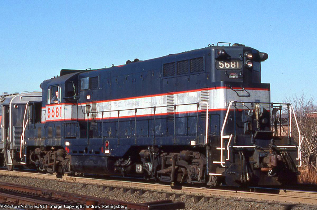 NJT 5681